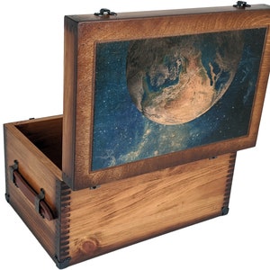 Planet Earth Keepsake Box - Etsy