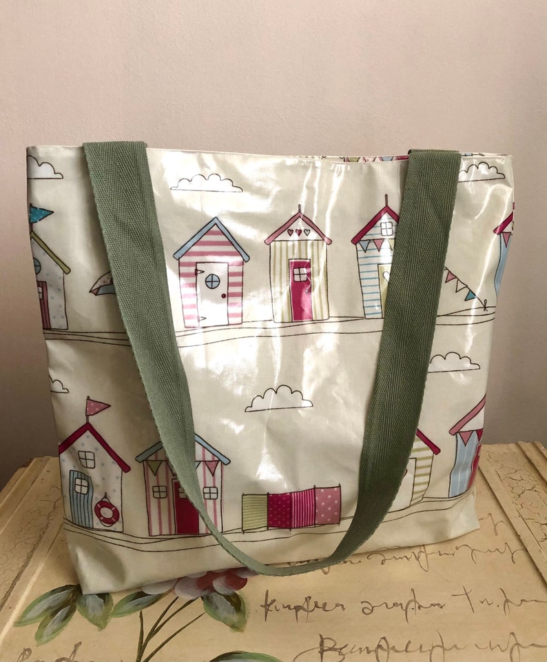 Oilcloth Tote Bags With Zip in 5 Designs - Etsy UK