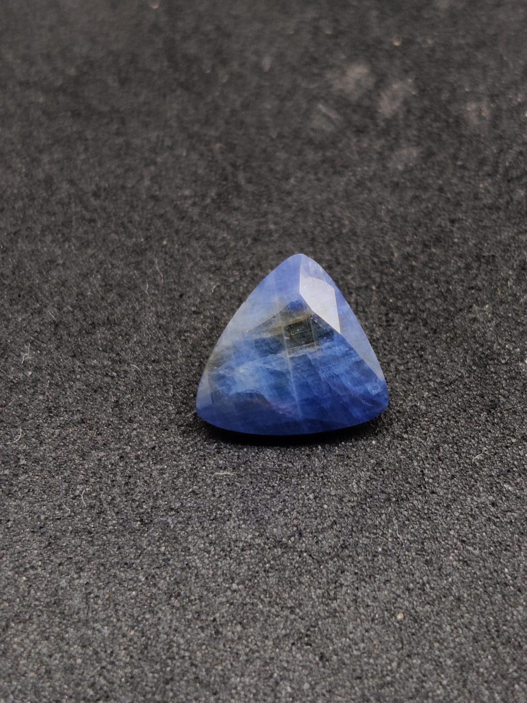 Untreated Burmese Blue Sapphire Gemstone, Natural Mogak Blue Sapphire ...