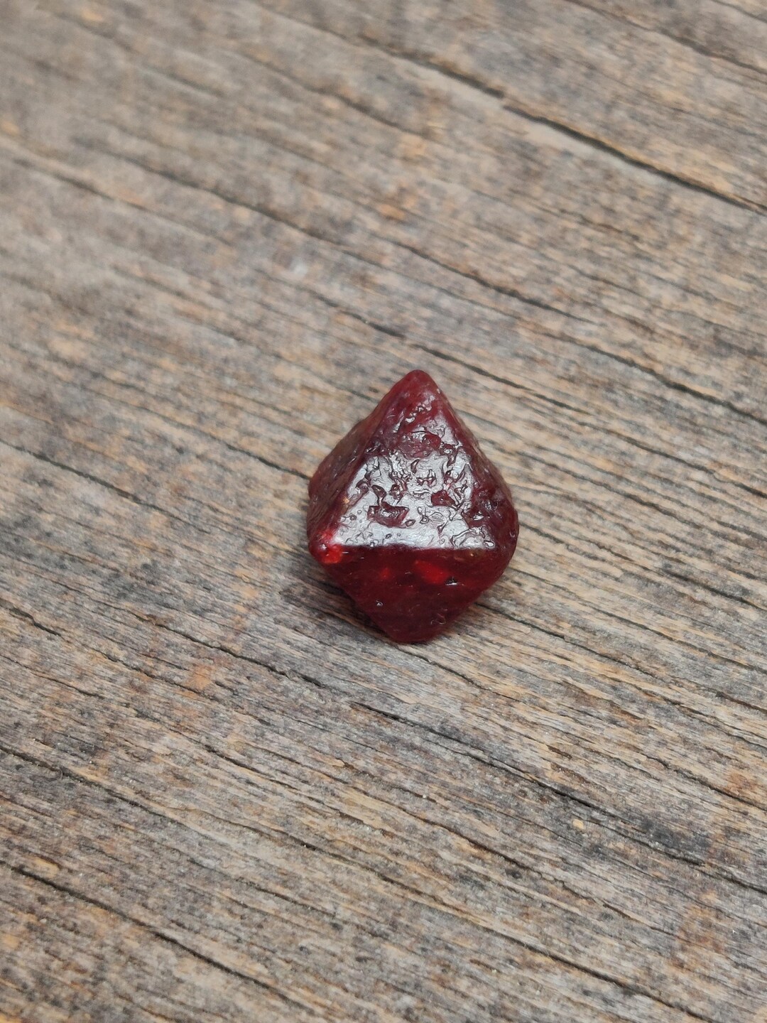 Burmese Red Spinel Raw, Octahedral Spinel Crystal, Natural Spinel ...