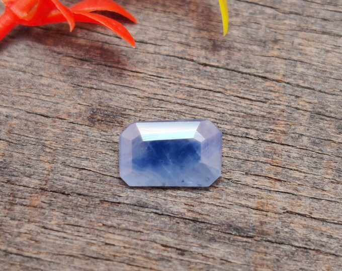Natural Shrilankan Blue Sapphire Gemstone, Faceted Bi Color Sapphire ...