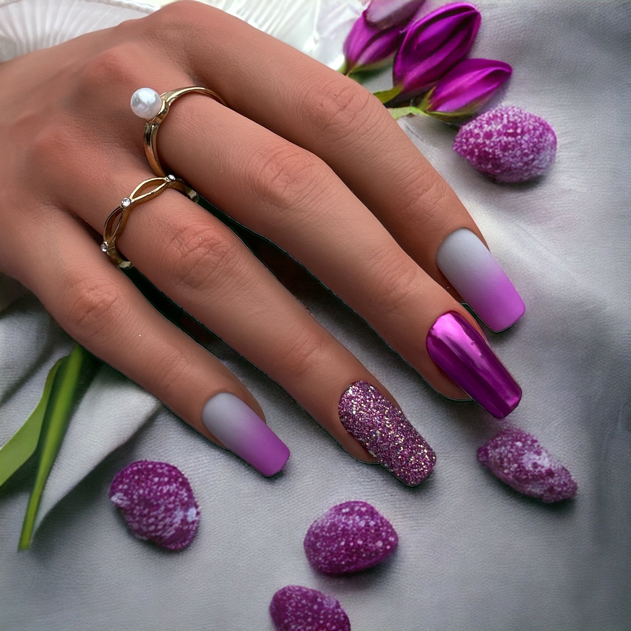 Vienna Press on Nails Dutch Design - Etsy