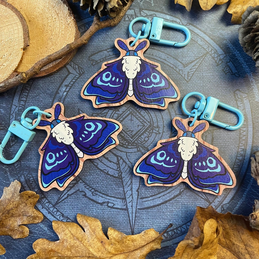 Ardenweald Moth - Wooden Keychains Shadowlands World of Warcraft Charm ...