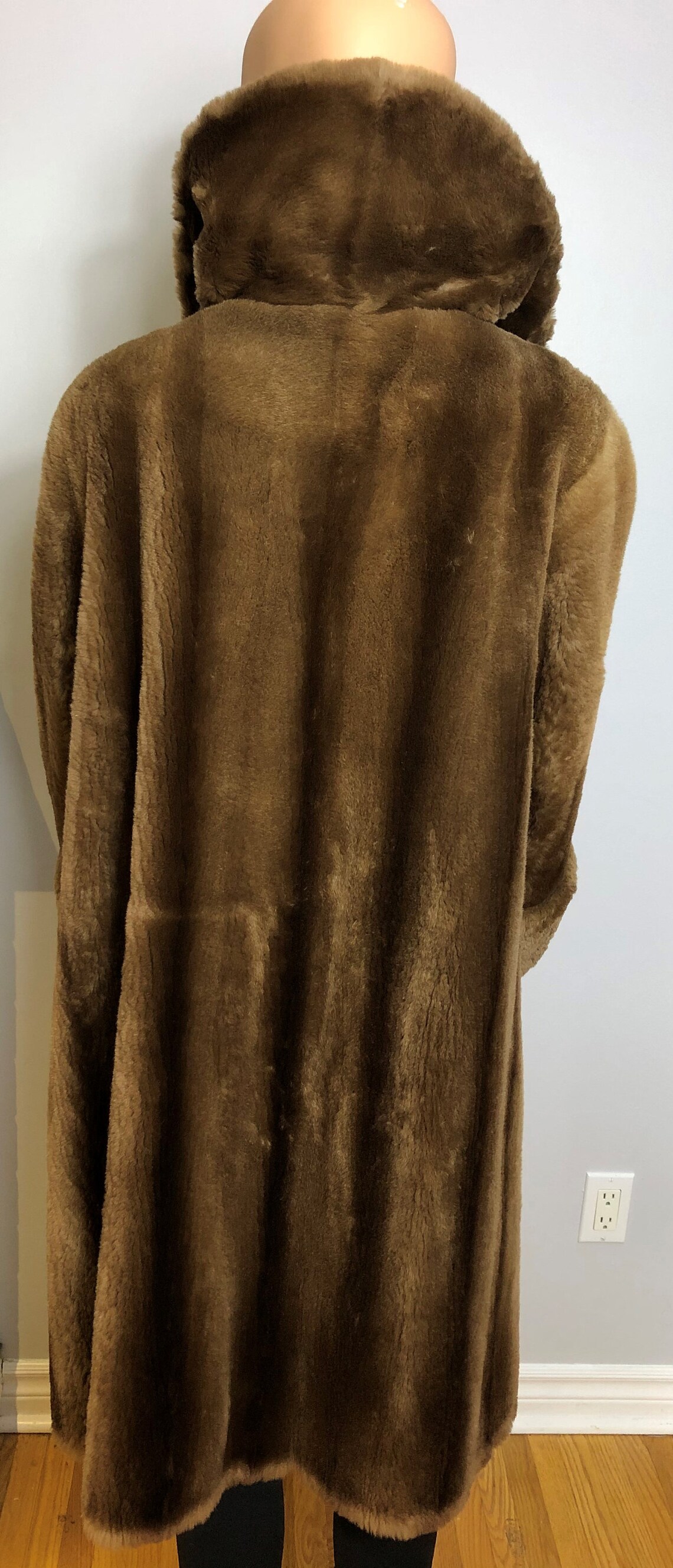 Stunning Sheared Otter Vintage Coat - Etsy