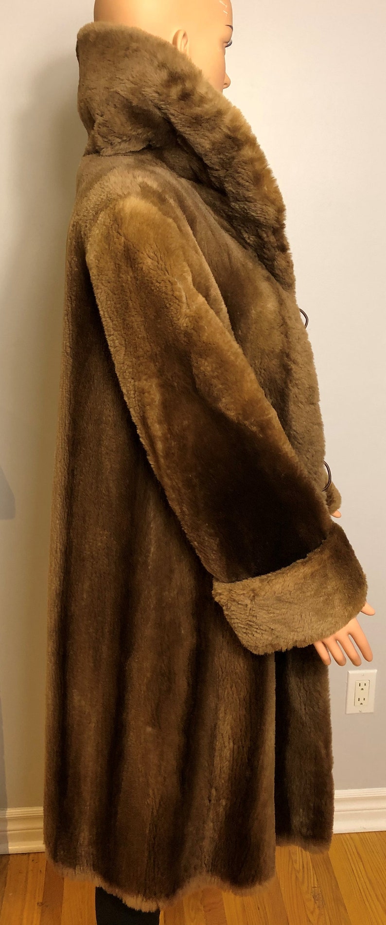Stunning Sheared Otter Vintage Coat - Etsy