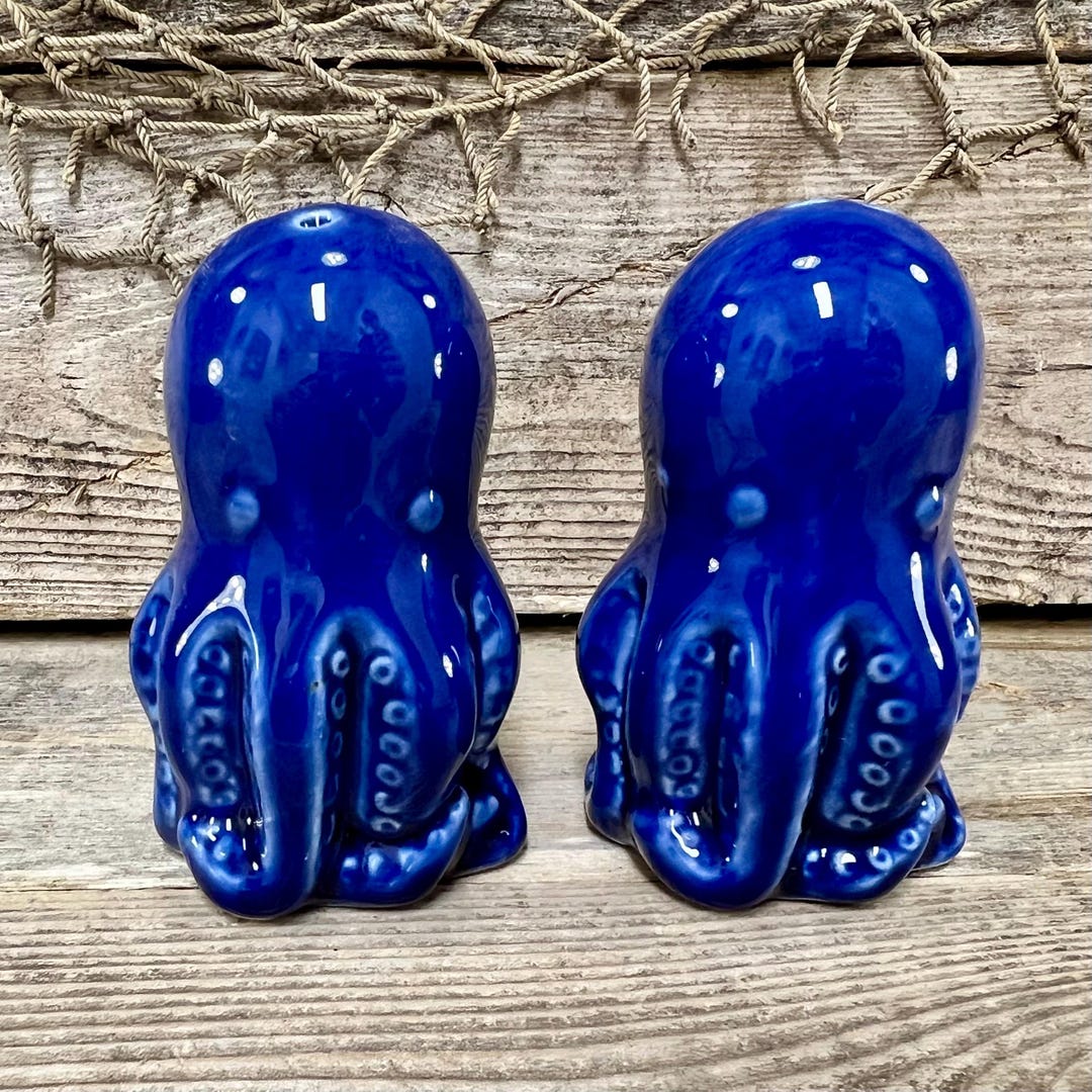 Cute Whale Couple Ceramic Salt & Pepper Shakers - Etsy