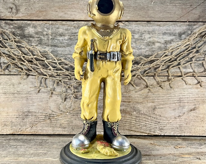 Resin Retro Deep Sea Diver Exploring Sea Floor Statue - Etsy
