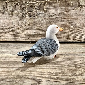 Miniature Unbelievably Detailed Hand-painted Sitting Coastal Seagull ...