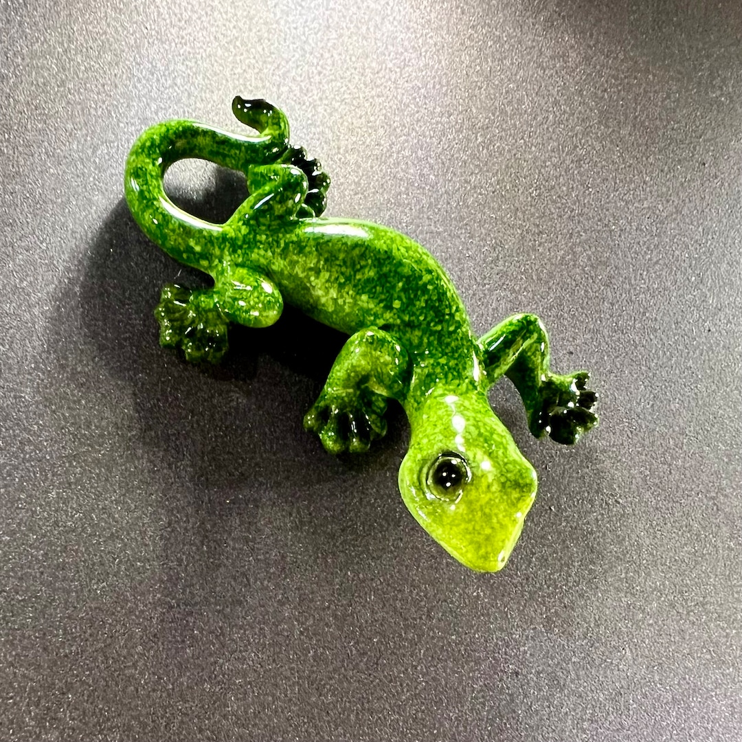 Polyresin Green Gecko Figurine Refrigerator Magnet - Etsy