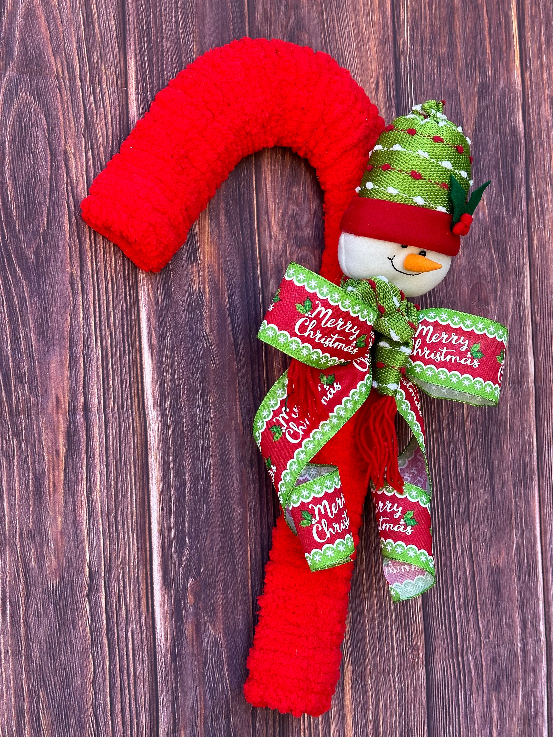 Yarn Candy Cane Wreath - Etsy