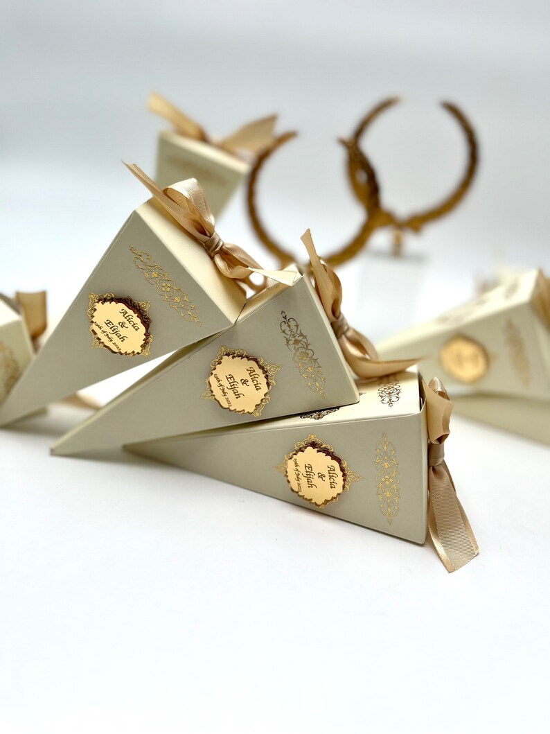 White Custom Cone Box Gift, Wedding Table Gift Boxes, Cupcake Box, 30th ...