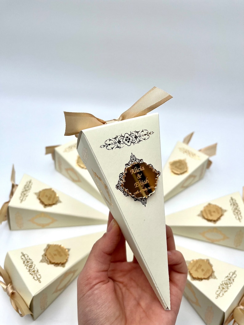 White Custom Cone Box Gift Wedding Table Gift Boxes Cupcake - Etsy