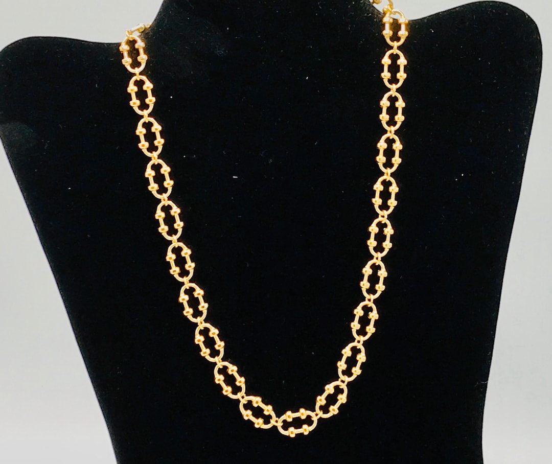 Vintage Gold Tone Chain Necklace by Avon - Etsy