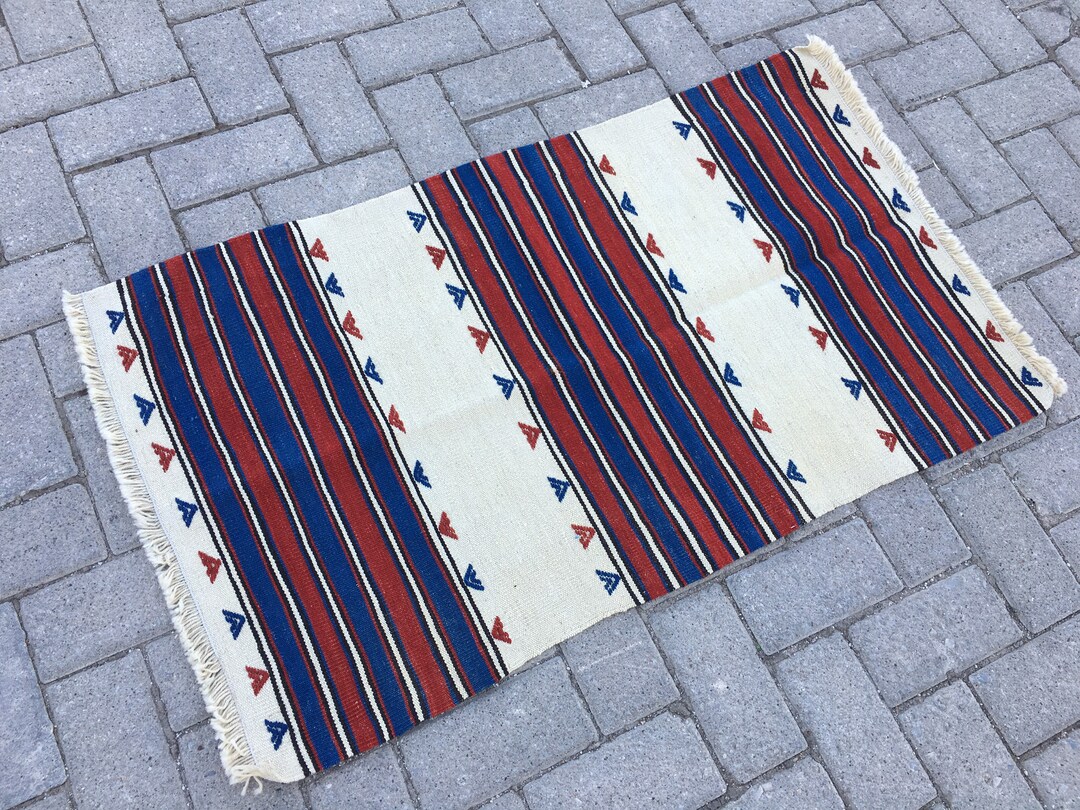 Embroidered Small Rug , Vintage Small Rug Door Mat Rug , Embroidered ...