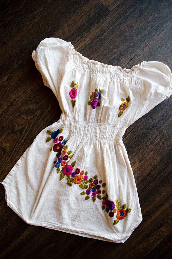 Vintage Children's White Embroidered Tunic Boho Girls… - Gem