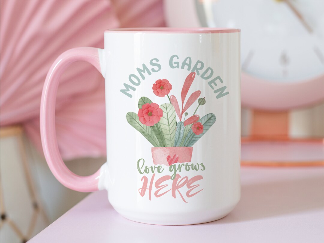 Moms Garden Love Grows Here Svg, Gift for Mom, Happy Mothers Day Svg ...