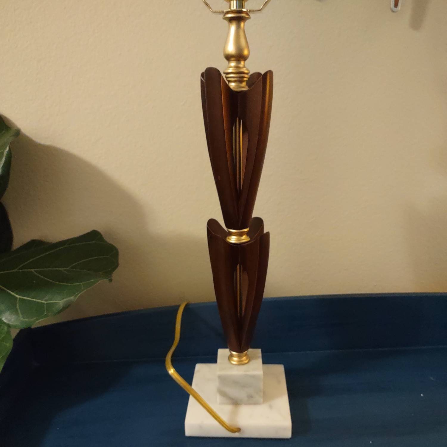 Vintage MCM Lamp Atomic Lamp Walnut Lamp Mid Century | Etsy