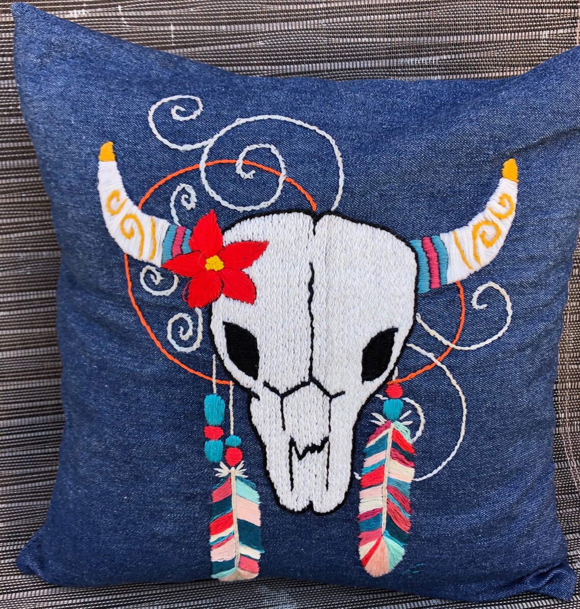Embroidered Steer Skull Toss Pillow Embroidered Couch Pillow - Etsy