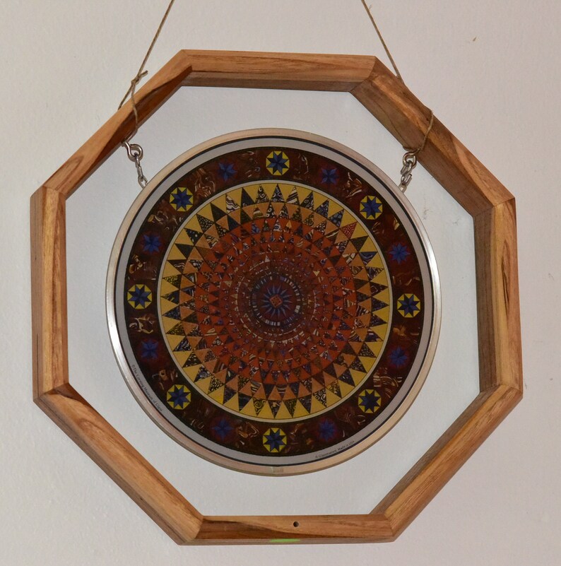 Octagon Stand With Glassmasters 8 1/2" Round Sun Catcher - Etsy