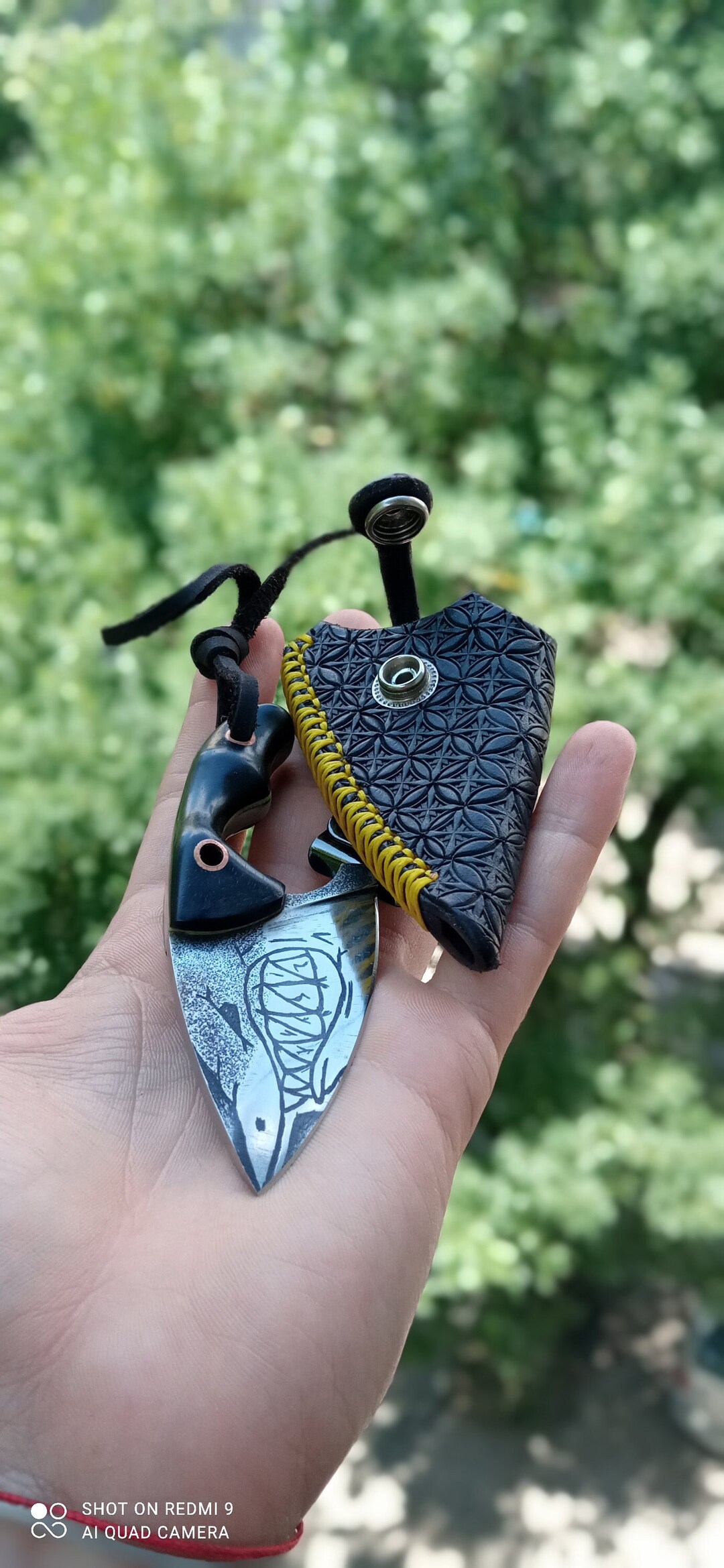 New EDC Shark Knife – Exotica Ebony Handle + G10 - Etsy