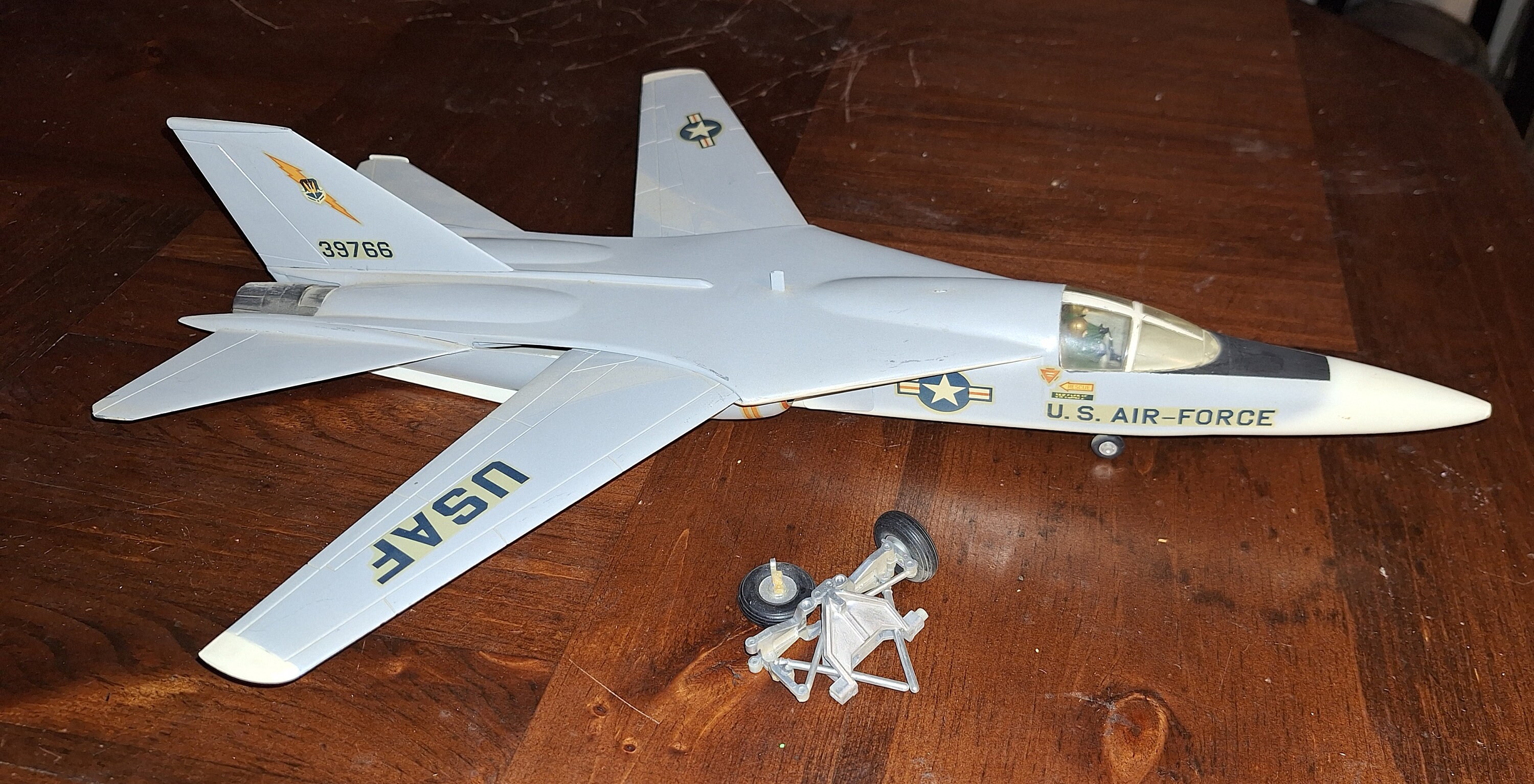 3 Broken Plastic Airplane Models Lot of 3 - Etsy