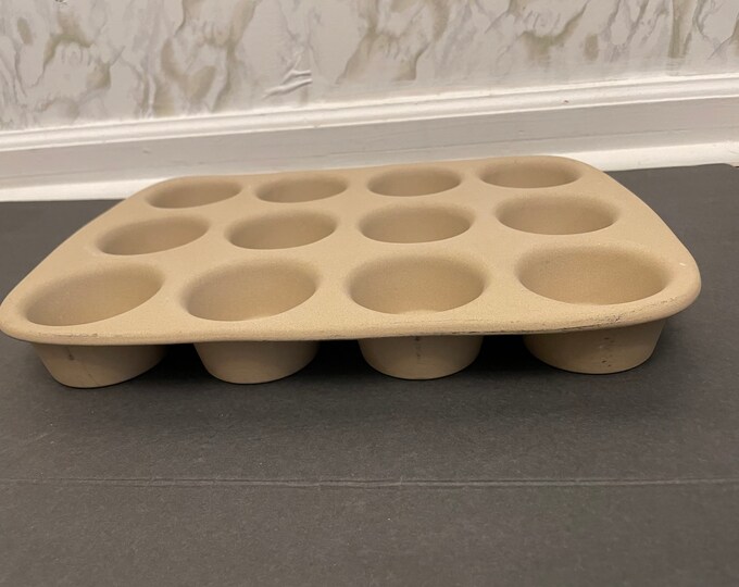 Vintage the Pampered Chef Stoneware Muffin Pan - Etsy