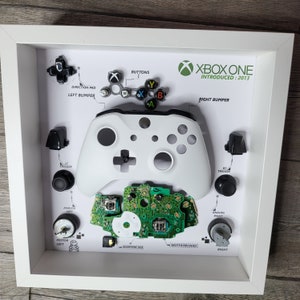 Shadowbox Diorama for One Controller Wall Decor Game Room White ...