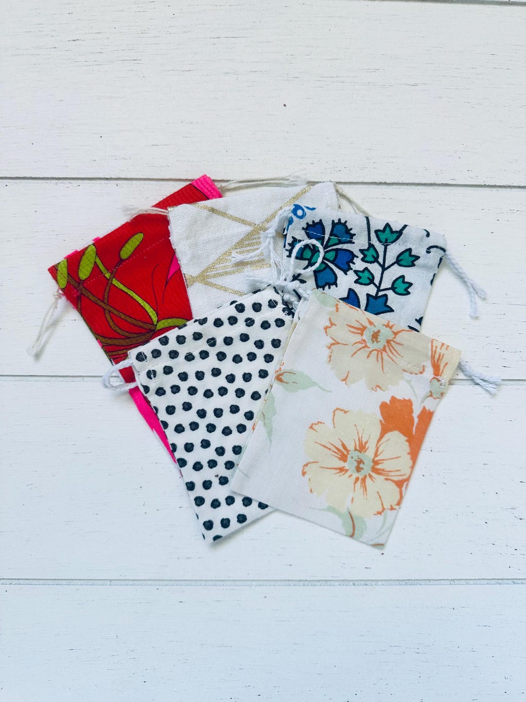 Mini Drawstring Bags Set: Repurposed Vintage Fabric Gem Bags - Etsy