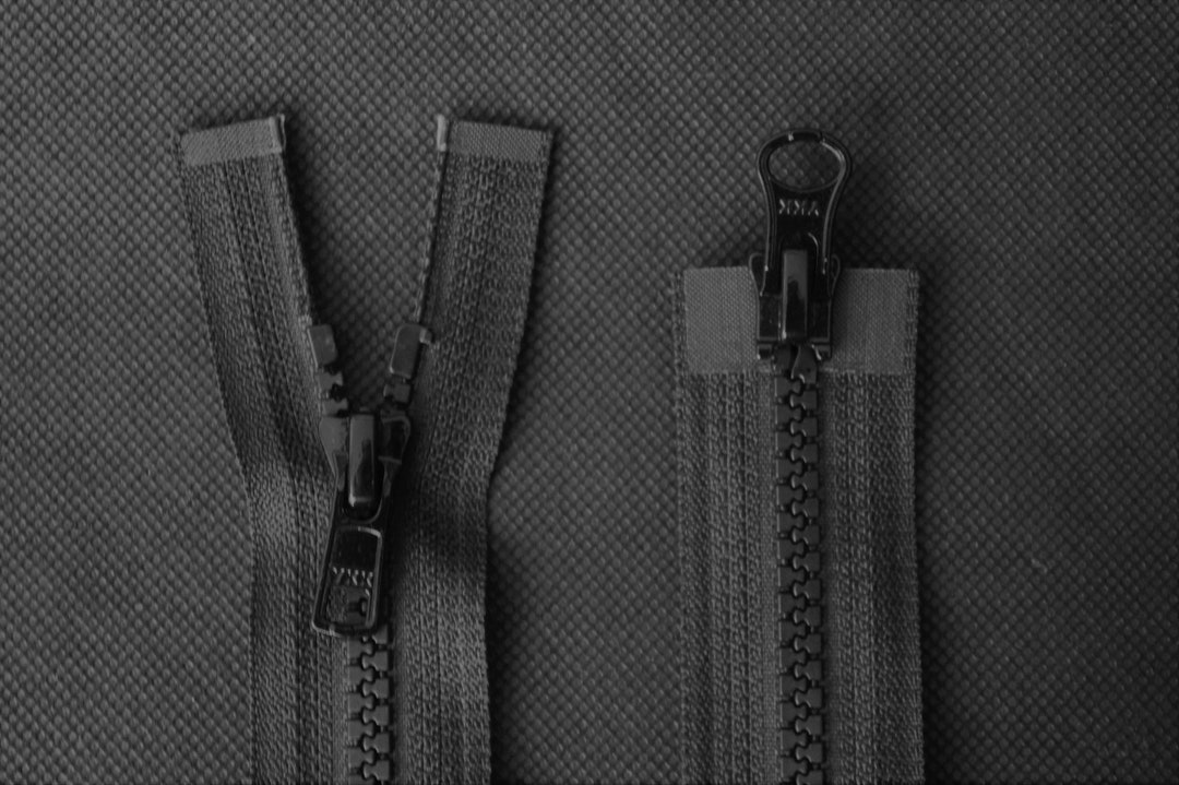 YKK 2-way Zipper 90 Cm Long Anorak Divisible Number 5 Plastic Coarse Teeth Vislon Black, Khaki ...