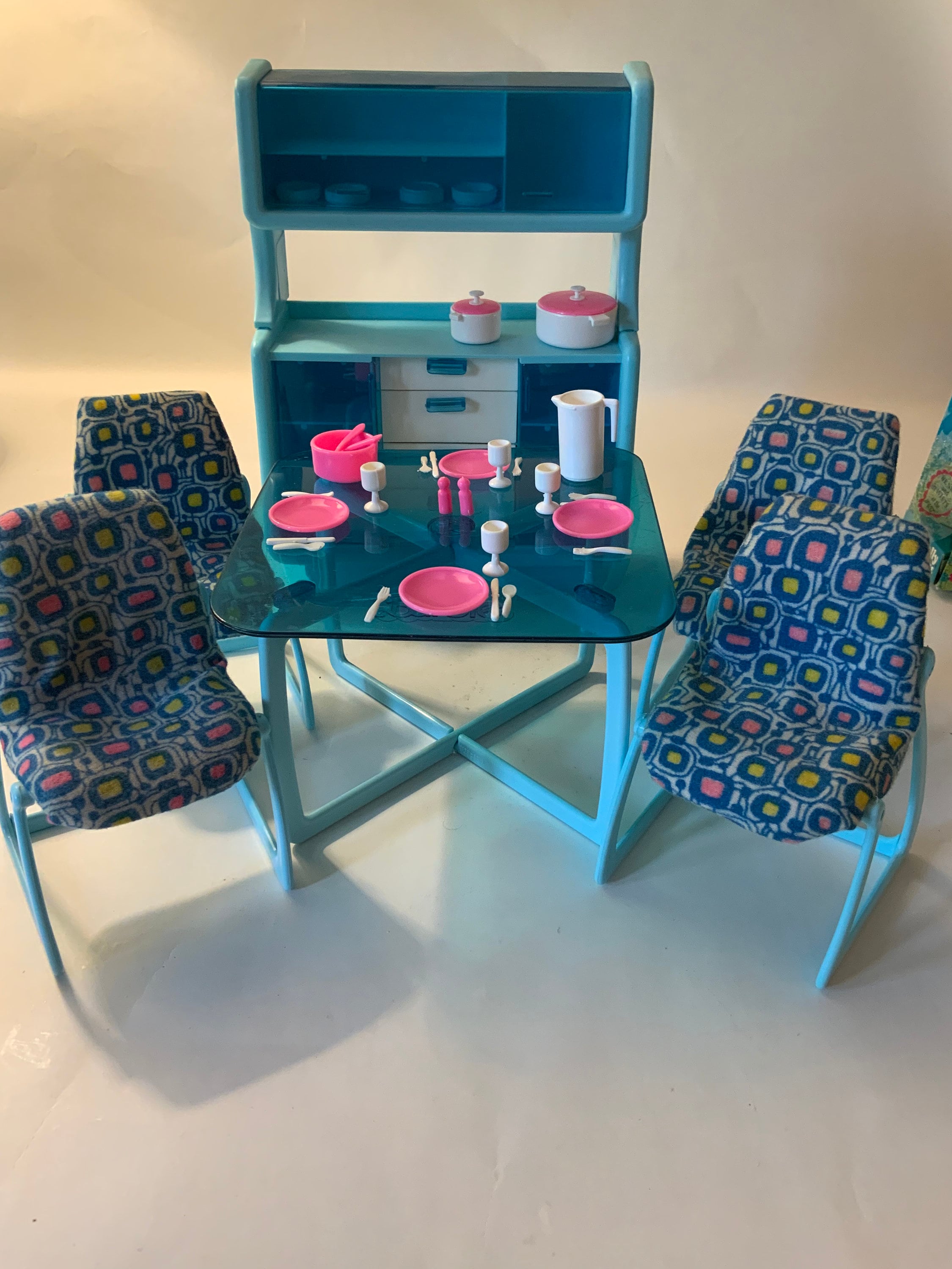 Barbie Dining Room