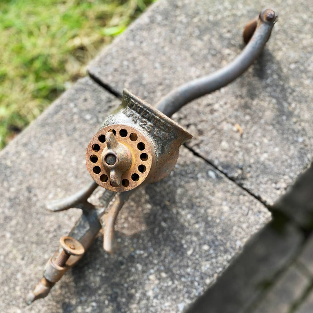 Antique Hand Crank Grinder GEM Food Chopper 20 by Sargent & Co ...