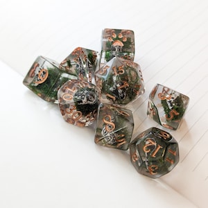 Runed Raven Skull and Moss Dnd Dice Set Polyhedral Dice for Tabletop ...