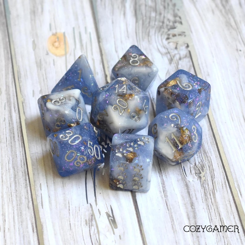 Snow Peak Periwinkle 8pc Dice Set: Gold Foil Glitter Resin Dice for Dnd ...