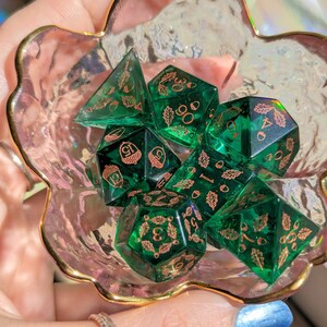 Acorn and Oak Green Glass Dnd Dice Set, Polyhedral Dice, D&D Dice ...