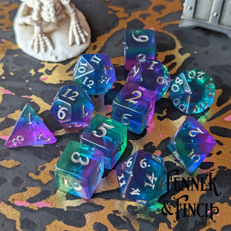 Aurora 11 Piece Dnd Dice Set: Northern Lights Dice With Extra D6 & D20 ...