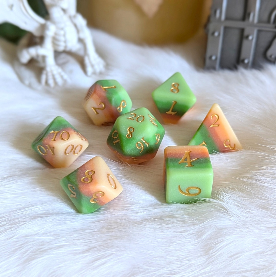Forest's Heart 7 Piece Dice Set: Layered Ombre Resin Polyhedral Dnd ...