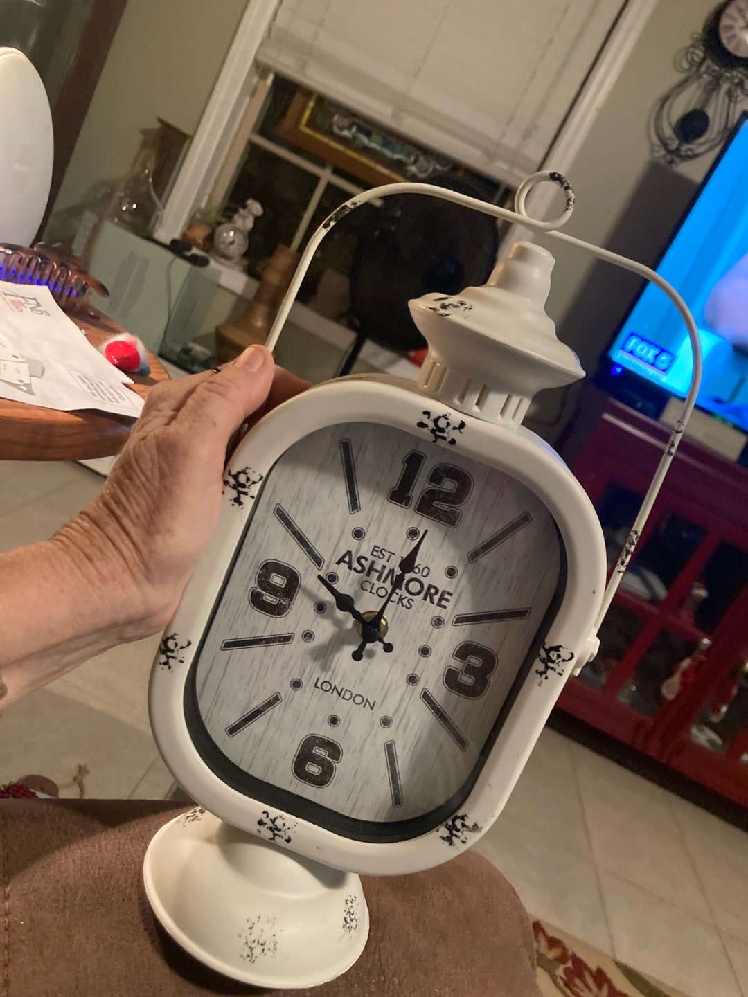 Beautiful vintage Looking Clock,uses 1 AA Battery,included, Excellent ...