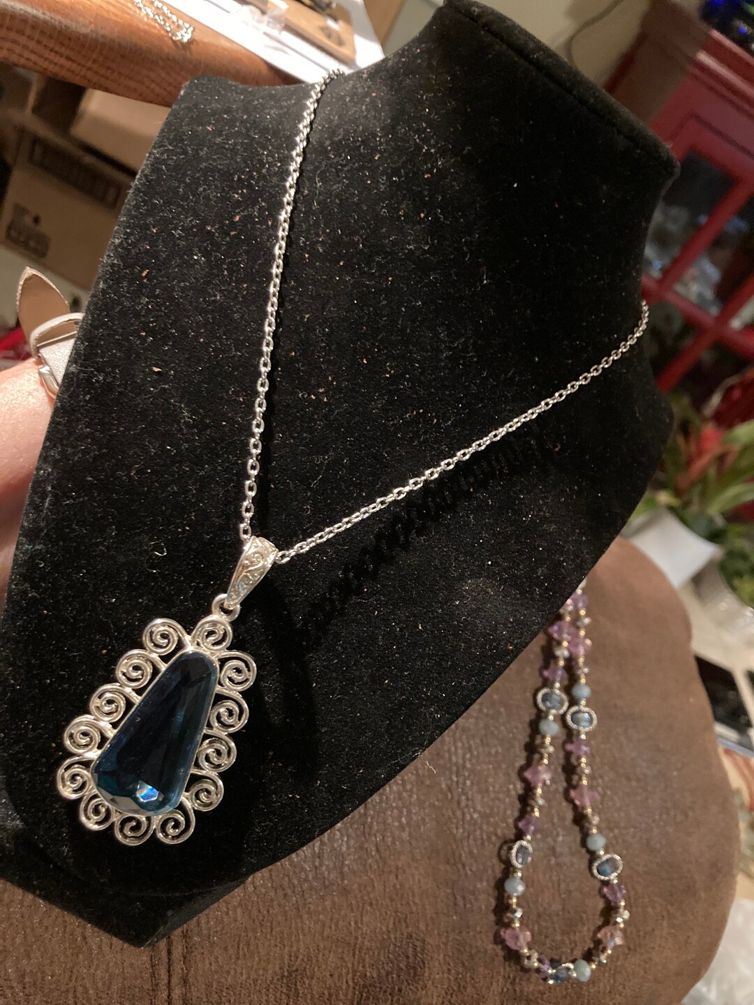 Beautiful Blue Pendant Necklace,20 Chain,new,excellent Condition - Etsy
