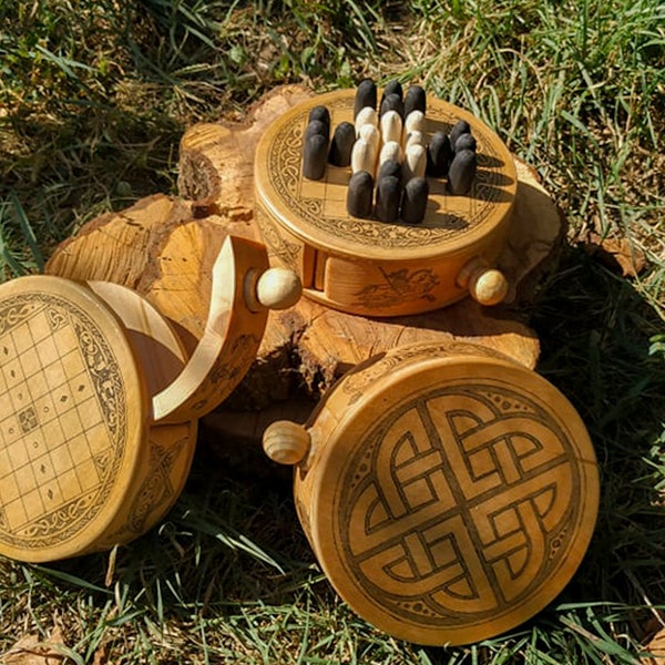 Tafl - Etsy