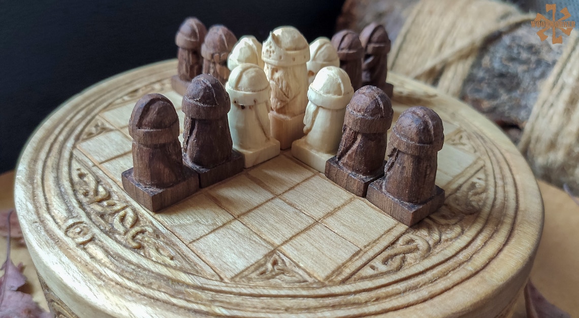 Brandubh Celtic Design Game of Gods Brandubh Old Irish - Etsy