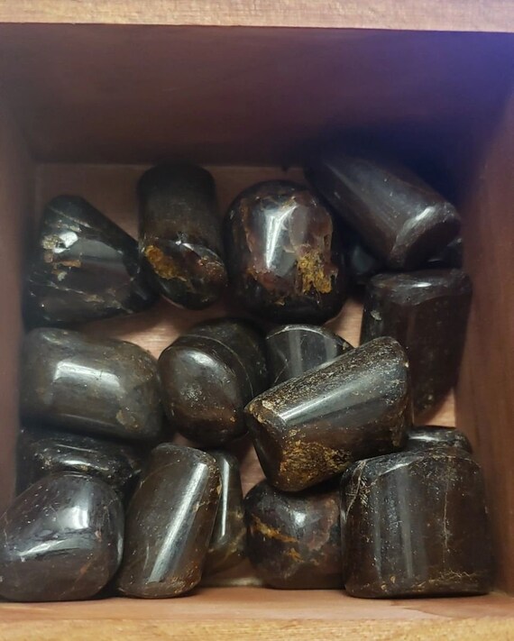 Garnet Tumbled Stone - Etsy