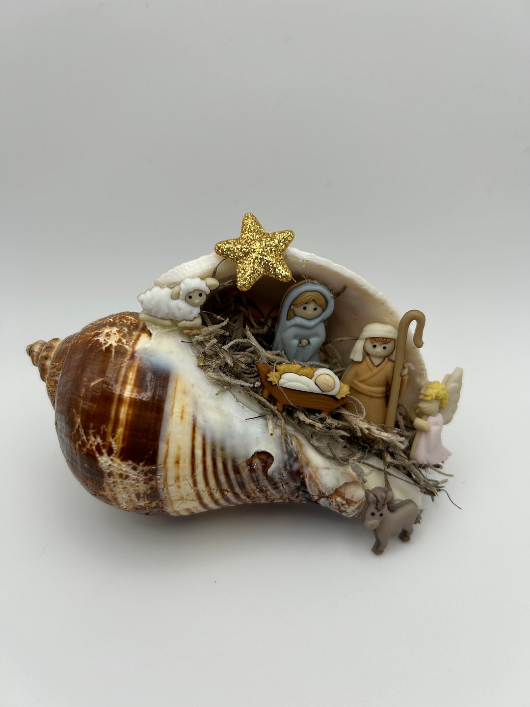 Handmade Conch Seashell Nativity Scene - Nativity Collectable Gift ...