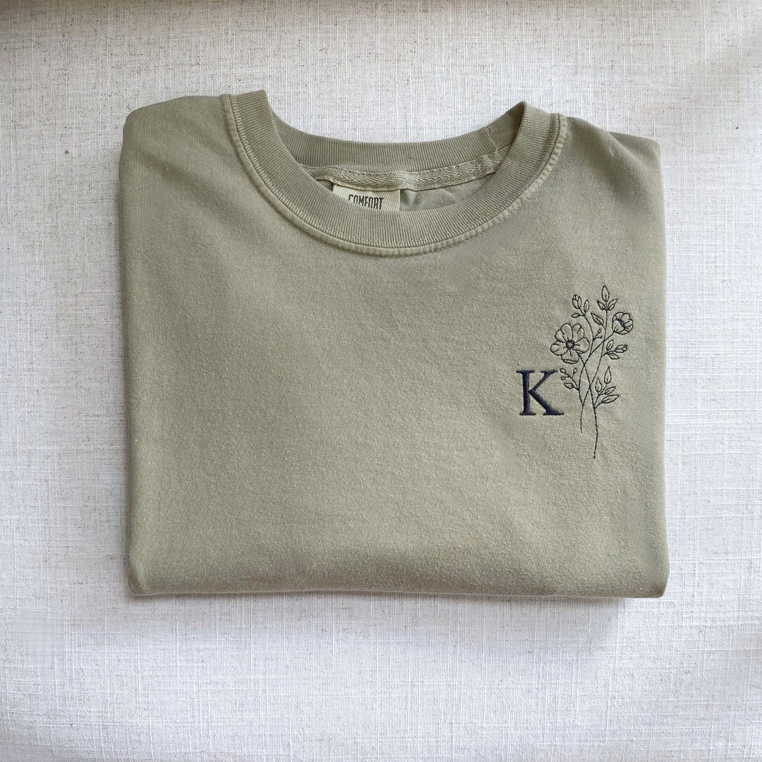 Embroidered Initial Tee, Embroidered Floral Tee, Personalized Tshirt, Initial Tshirt, Monogram ...