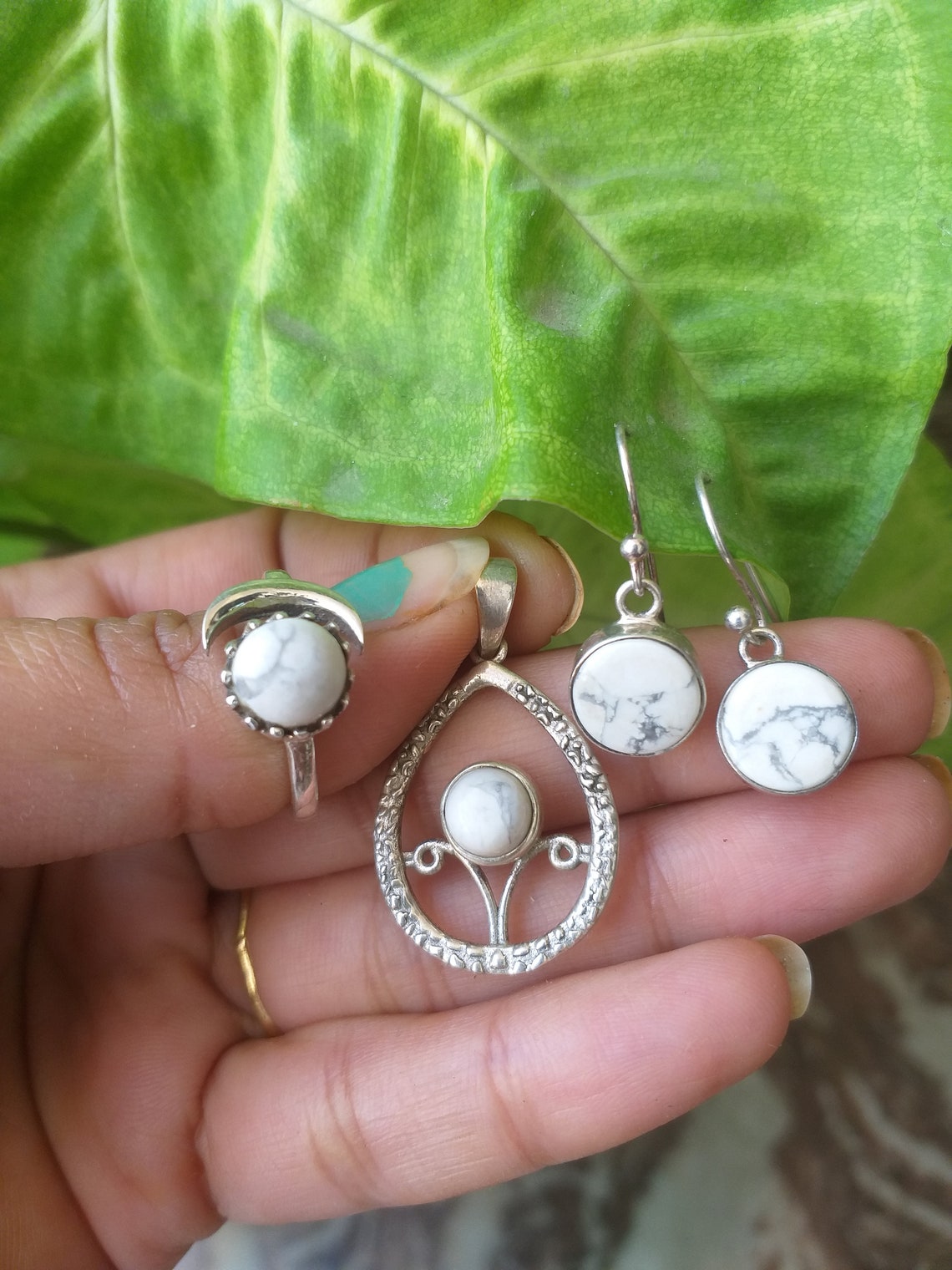 Howlite Pendant 925 Silver Pendant White Buffalo Pendant - Etsy