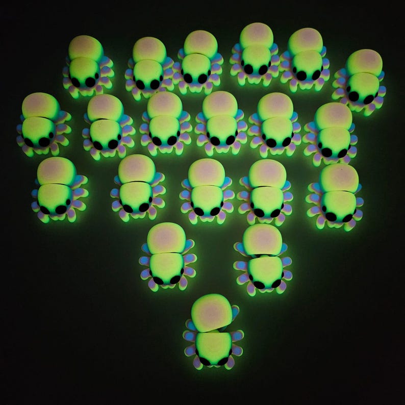 3D Printed Baby Spider: Glow-in-the-dark PLA Collectible - Etsy