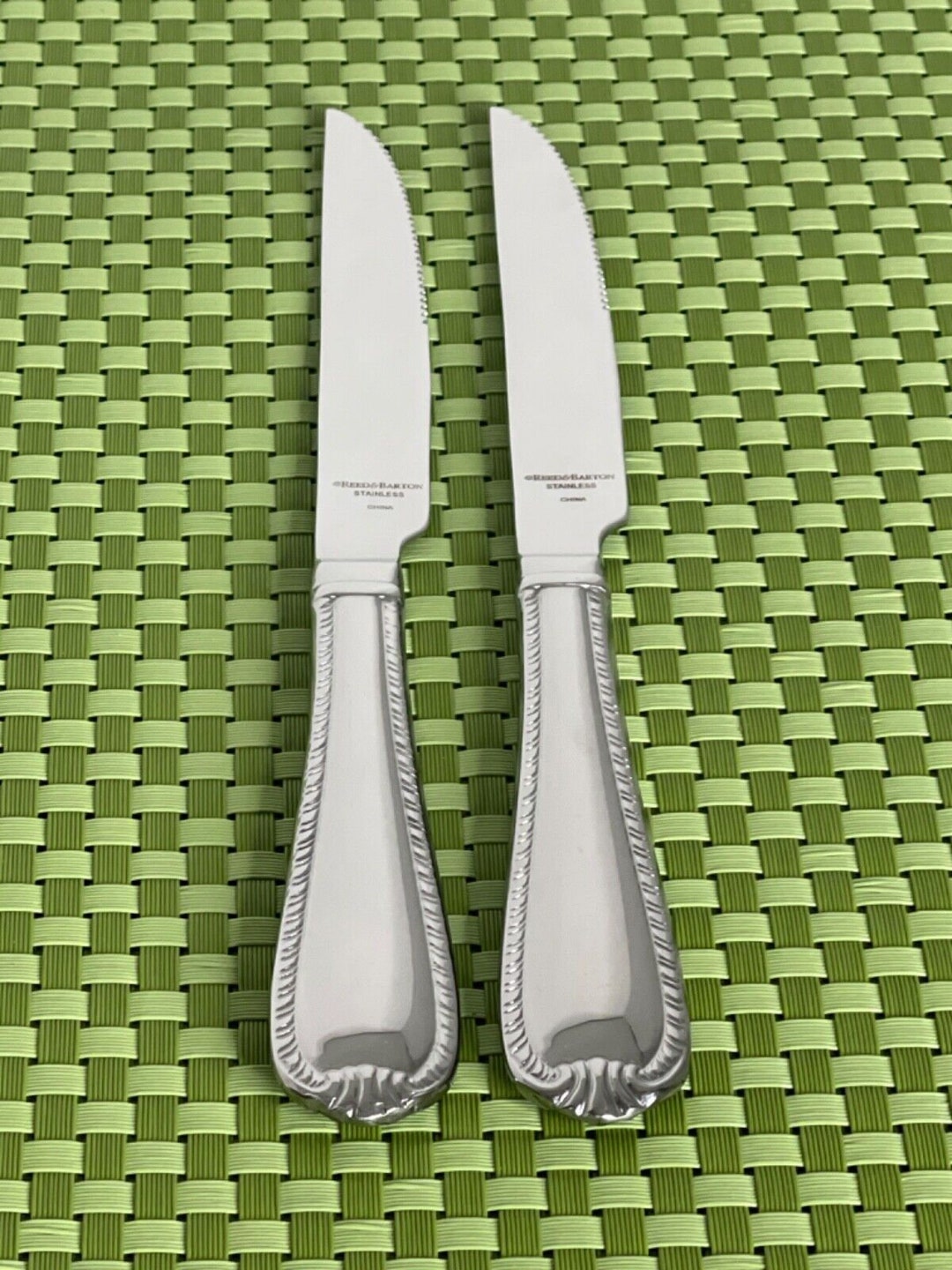 Reed & Barton DOMAIN Stainless 2 Steak Knives 18/10 Glossy Rope Edge ...