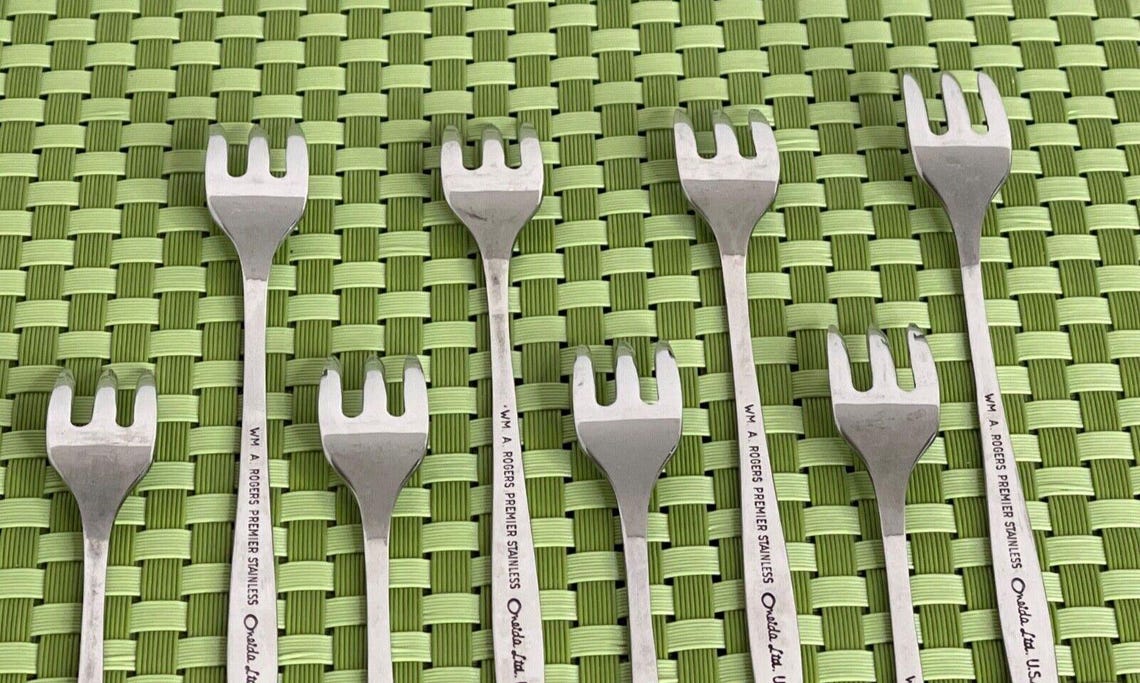 Oneida SPANADA Stainless WM A Rogers Premier 8 Cocktail Forks Burnished ...