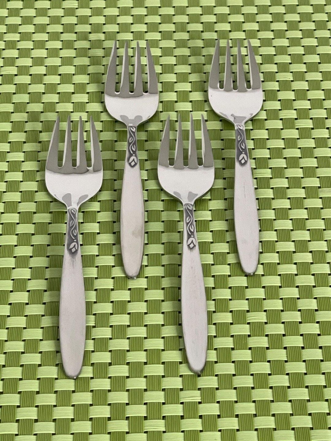 Amefa TULIP TIME Stainless 4 Salad Forks Satin Handle & Glossy Bowl ...