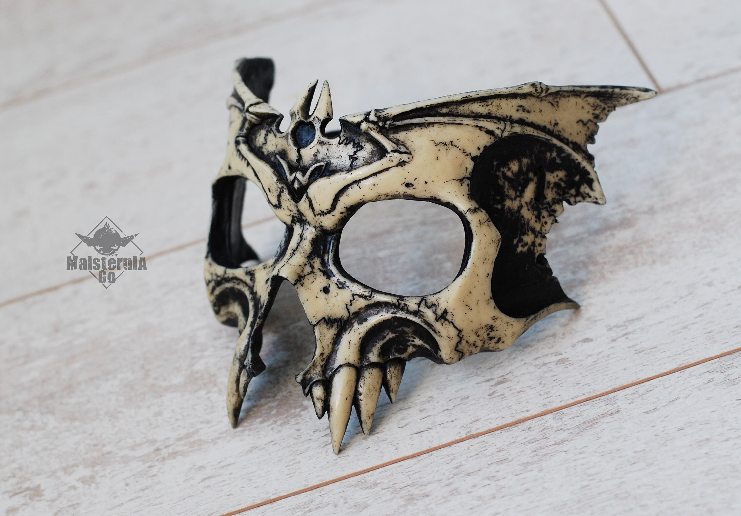 Gothic vampire skull mask ivory | Etsy