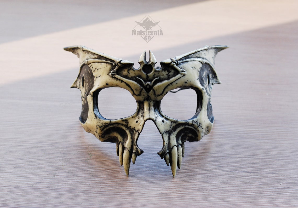 Gothic vampire skull mask ivory | Etsy